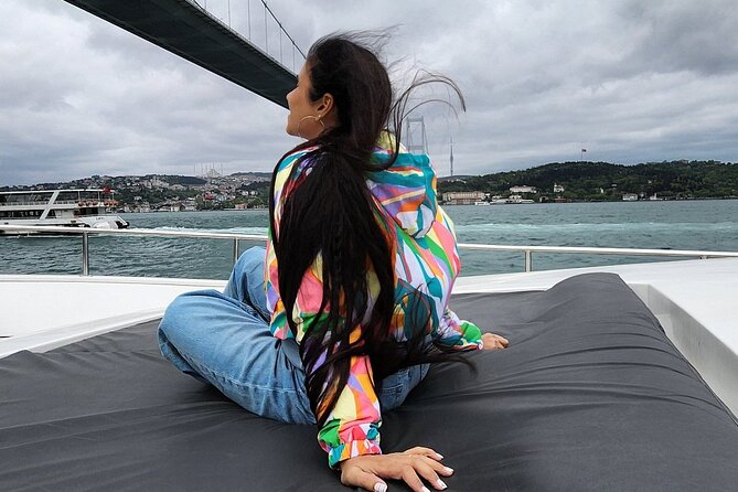 Afternoon Bosphorus Cruise Luxury Yacht with Professional Guide - A Detailed Look at the Experience