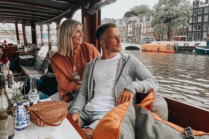 Amsterdam Small-Group Bike Tour With Canal Cruise, Drinks, Cheese - What the Tour Includes and What It Doesn’t