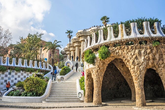 Arrival Transfer from Barcelona Airport BCN to Barcelona in Private Car/Van - Real-World Pros and Cons Based on User Feedback