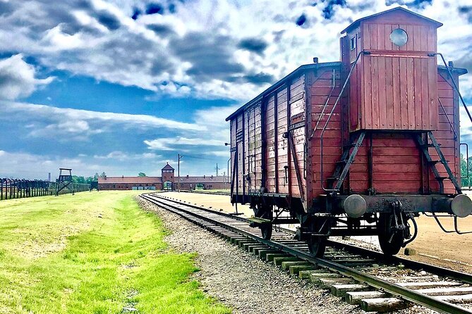 Auschwitz Birkenau Museum and Salt Mine All Inclusive DAY TRIP with Local Guides - Who This Tour Is Perfect For