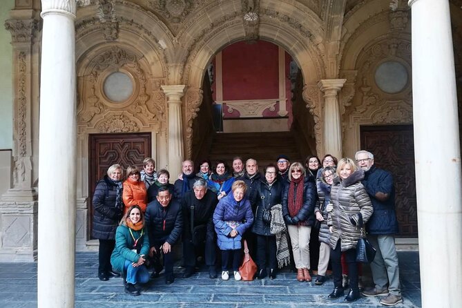 Baeza Monumental - Guided tour with interiors