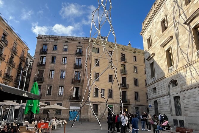 Barcelona Gothic Quarter From Roman Walls to Hidden Courtyards - Our Take on the Experience