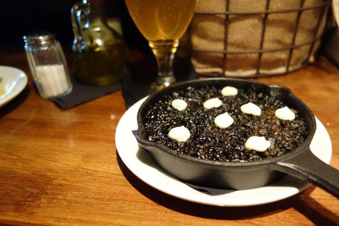 Barcelona Gothic Quarter Tapas Small Group Tour - Food and Drink: Savoring the Catalan Flavors