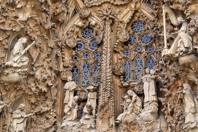 Barcelona Highlights Private Tour in a chauffeured Mercedes-Benz - Who Would Enjoy This Tour Most?