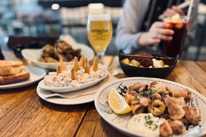 Barcelona Sightseeing by Bike with Photo Shooting and Tapas - The Value of the Experience