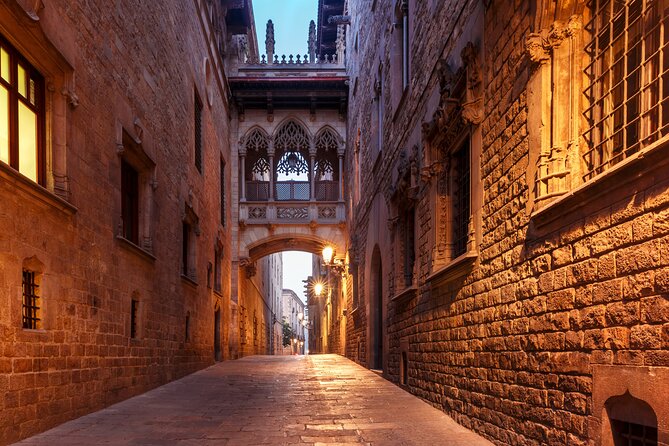 Barcelona's El Raval and the Gothic Quarter: A Self-Guided Audio Tour - Exploring the Itinerary in Detail