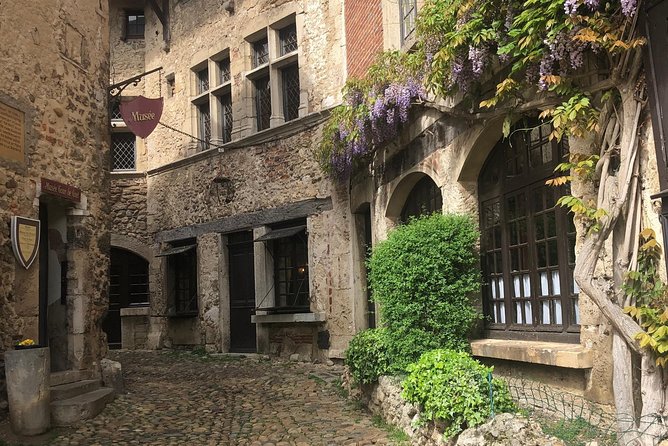 Beaujolais & Pérouges Wine & Food Tasting Private Tour from Lyon - A Detailed Look at the Itinerary
