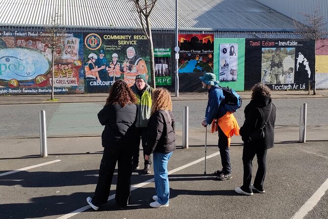 Belfast Troubles Tour: Walls and Bridges