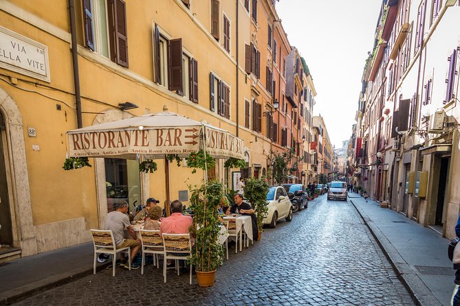 Best of Rome Walking Tour with Piazza Navona and Trevi Fountain - Who Should Consider This Tour?