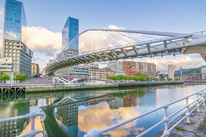Bilbao Airport Transfers : Bilbao City to Bilbao Airport BIO in Business Car