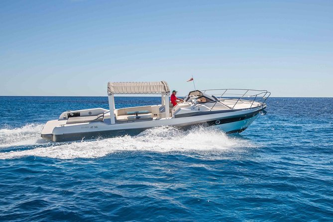 Blue cave & Hvar, 5 islands speed boat tour with unique boats from Split - The Experience of the Speedboat