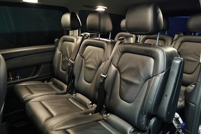 Bordeaux to Airport Private Transfer in Van Business