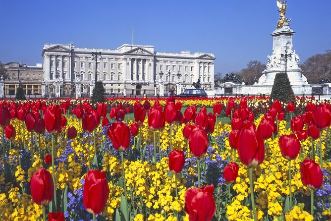 Buckingham Palace & Crown Jewels of London Tour with River Cruise - Detailed Breakdown of the Itinerary