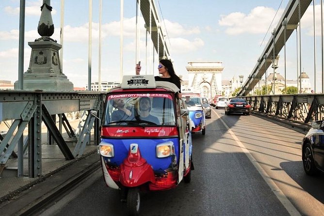 Budapest Romantic Private Tuk Tuk Tour - Detailed Itinerary Breakdown