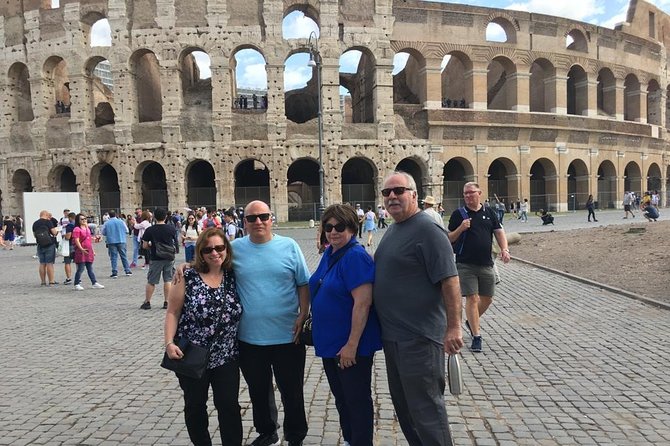 Civitavecchia Port to Fiumicino Airport with 3 hours Rome Tour