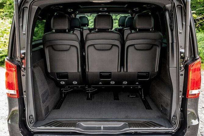 CO2-Offset | Minivan Arrival Transfer from Krakow KRK to Krakow - Is It Worth the Price? Analyzing the Value