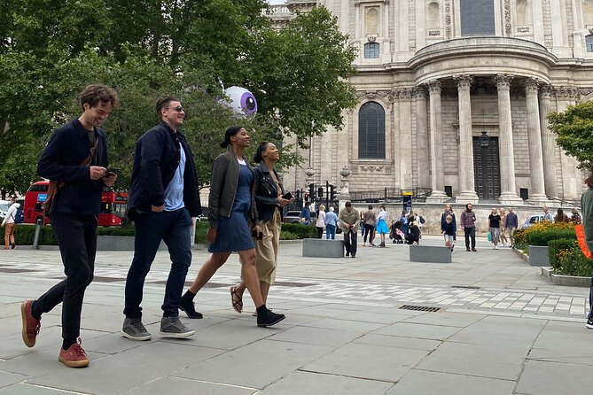 Colombia's Finest Outdoor Murder Mystery London - Who Will Love This Experience?