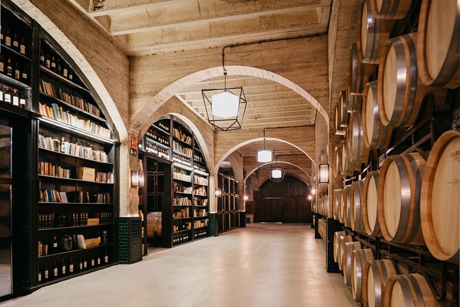 Complete winery experience: visit, tasting and traditional food - Authenticity and Local Flavor
