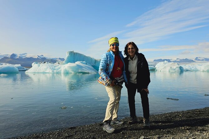 Diamond Beach & Jökulsárlón Floating Glacier Guided Day Tour - Authentic Experiences and Genuine Value