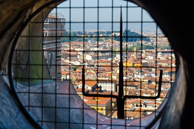Duomo Complex and City Walking Tour with Cupola Entry Tickets - Analyzing the Tour Itinerary: Every Stop Matters