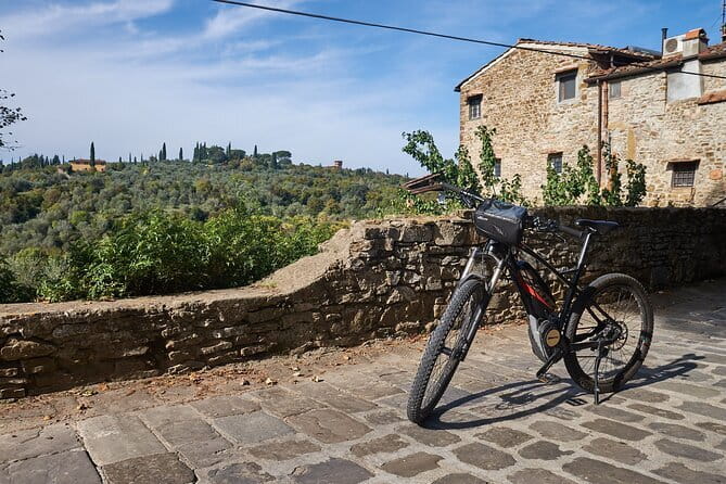 E-bike 2.5 hour Florence & Tuscany With Fresh Olive Oil and Bread - The Value of the Experience