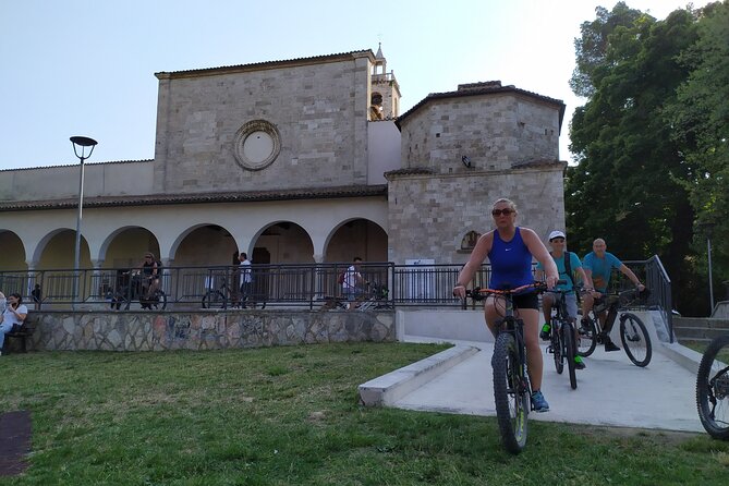Exciting E-Bike Tour among the beauties and history of Ascoli
