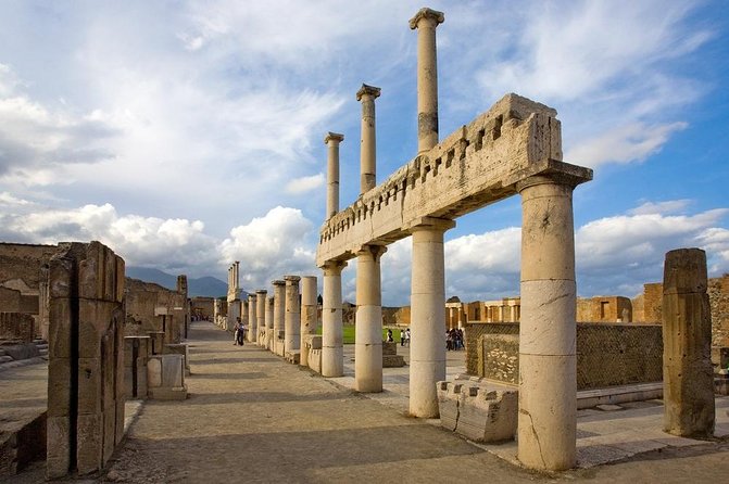 Explore Pompeii: Half-Day Highlights Tour with Pickup from Naples - The Pros & Cons