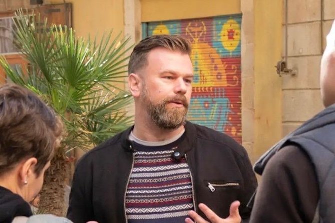 Feel like Gaudí: Barcelona Mosaic Workshop with Tour - Practical Details and Tips