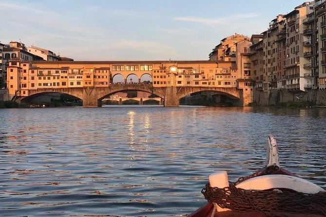 Florence sunset boat cruise with aperitivo