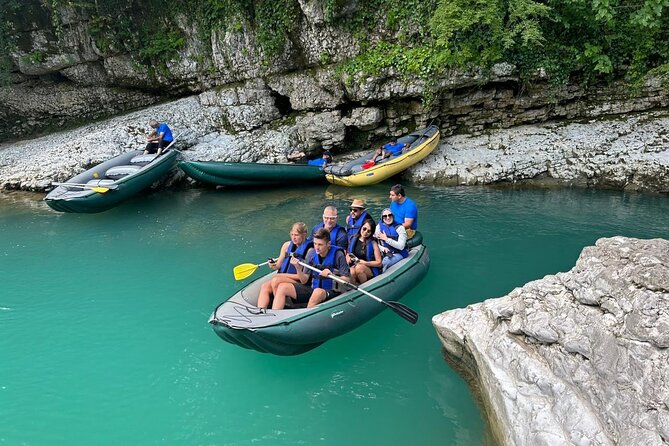 From Kutaisi: Canyons and Caves Tour with Transfer to Tbilisi