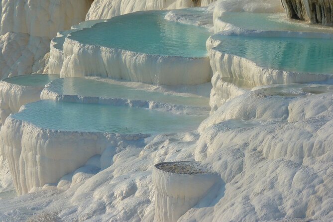 Full-Day Guided Tour in Pamukkale and Salda Lake