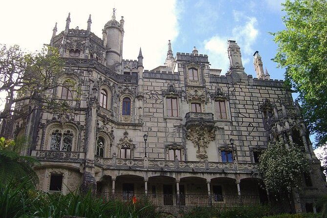 Full Day Tour Sintra, Pena Palace, Regaleira, Cabo Roca, Cascais - Who Should Consider This Tour?