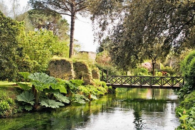 Garden of Ninfa and Sermoneta Day Trip from Rome with Lunch - An Authentic Day Out