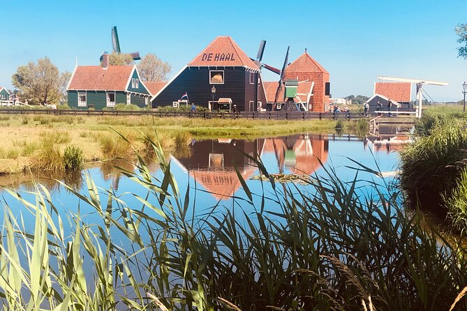 Giethoorn, Fish village , Zaanse Schans Tour incl Hotel pick up - Authentic Experiences and Personal Touches