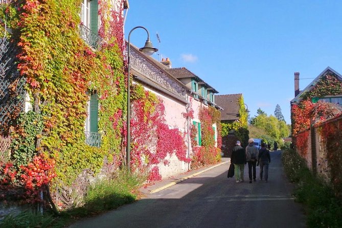 Giverny and Honfleur Private Day Trip from Paris - Analyzing the Value: Is It Worth the Price?