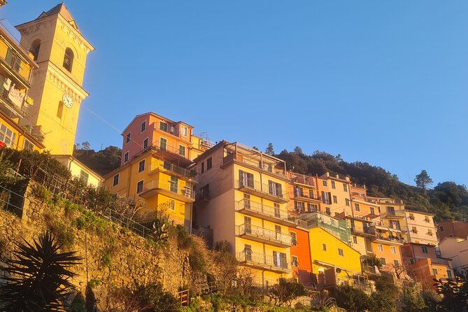Guided Day to the Pearls of the Cinque Terre - The Train Ride to Monterosso al Mare