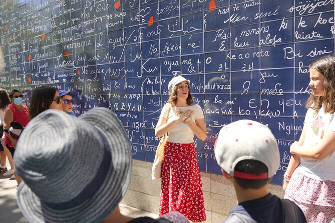 Guided tour of Montmartre in songs with a professional - What You’ll Experience: Walking Through Montmartre’s Highlights