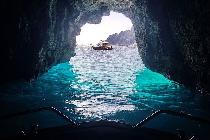Half Day Private Boat Tour of Capri - An In-Depth Look at the Capri Boat Tour
