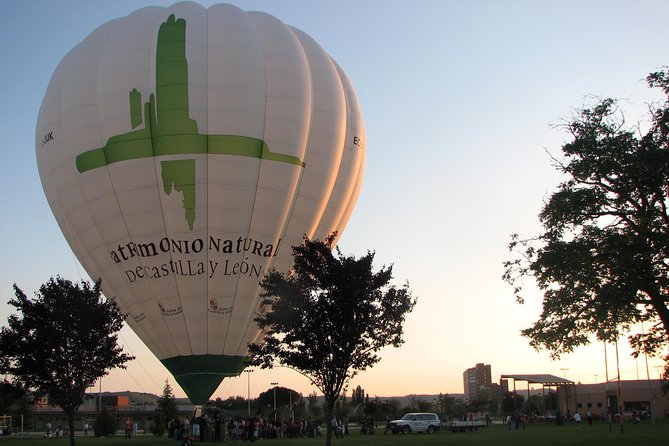 Hot-Air Balloon Ride over Madrids Guadarrama Regional Park - The Landing and Post-Flight Delights