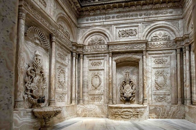 Istanbul Bites and Sights : Mosques, Markets & Ferry to Asia - Who Will Love This Tour?