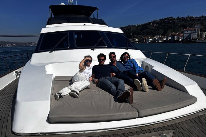 Istanbul Bosphorus Sunset Cruise on the Luxury Yacht - Food and Beverage Highlights