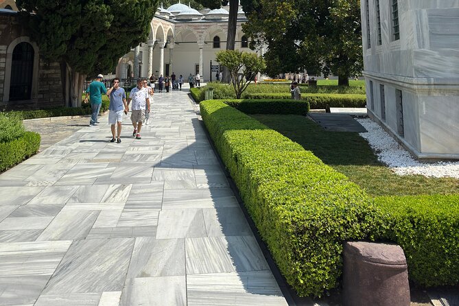 Istanbul Private Historical Walking Tour - The Experience in Practice
