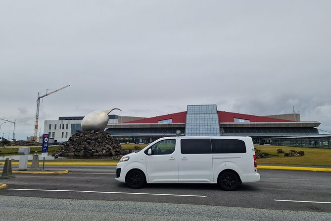 Keflavik Airport Private Transfer Round Trip - Whats Included & How It Works