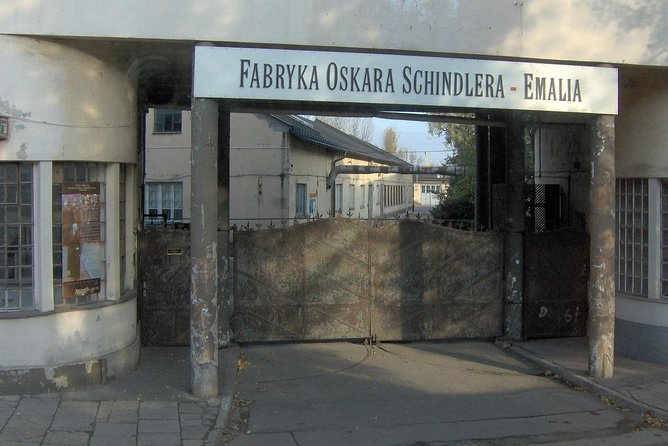Krakow: Skip the line Oskar Schindlers Museum Private Tour - Why This Tour Appeals to Travelers