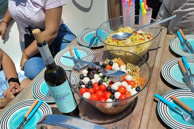 Lisbon Sailing Yatch Party Rentals (4:30 H) with Host, F & D - The Itinerary Breakdown