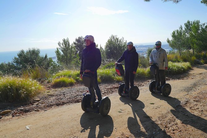 Live Guided Segway Tour To Montjuic - Detailed Examination of Each Stop