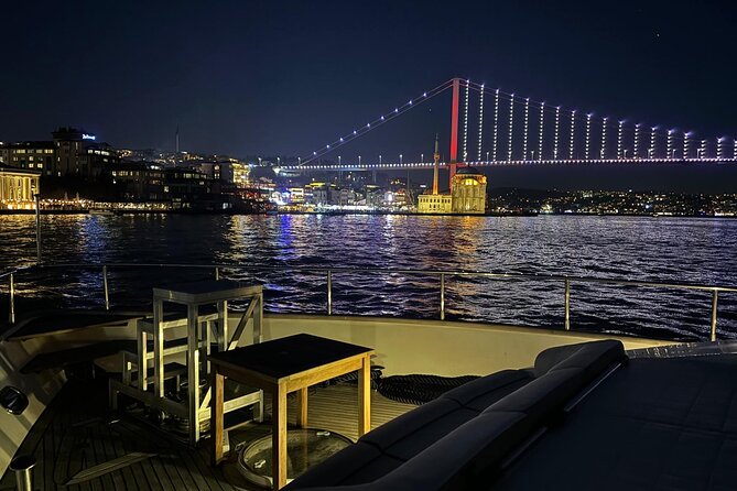Luxury Bosphorus Night Cruise on the Yacht - The Experience on Board