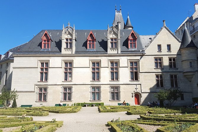 Marais Private Walking Tour - The Intimate Experience of a Private Guide