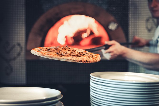 Naples Pizza-Making: From Dough to Dessert & Wine at Pizzeria