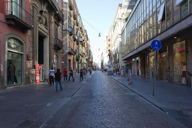 Naples Street Food Scene Tour: Small-Group Tasting Adventure